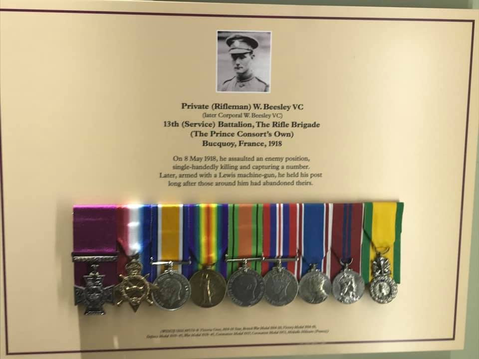 victoriacrossonline.co.uk