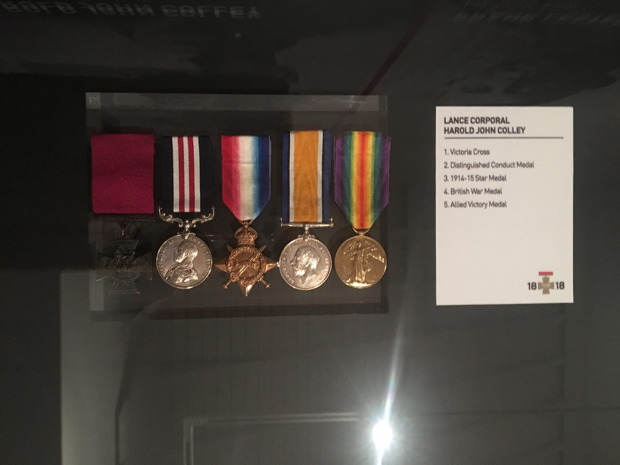 victoriacrossonline.co.uk