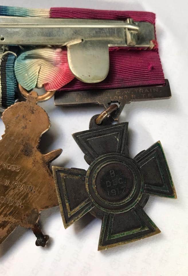 victoriacrossonline.co.uk