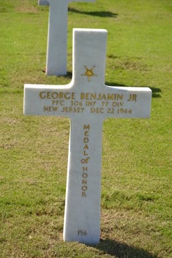 victoriacrossonline.co.uk