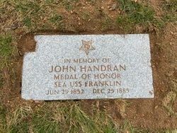 victoriacrossonline.co.uk