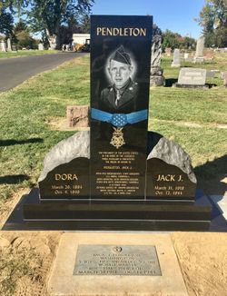 victoriacrossonline.co.uk