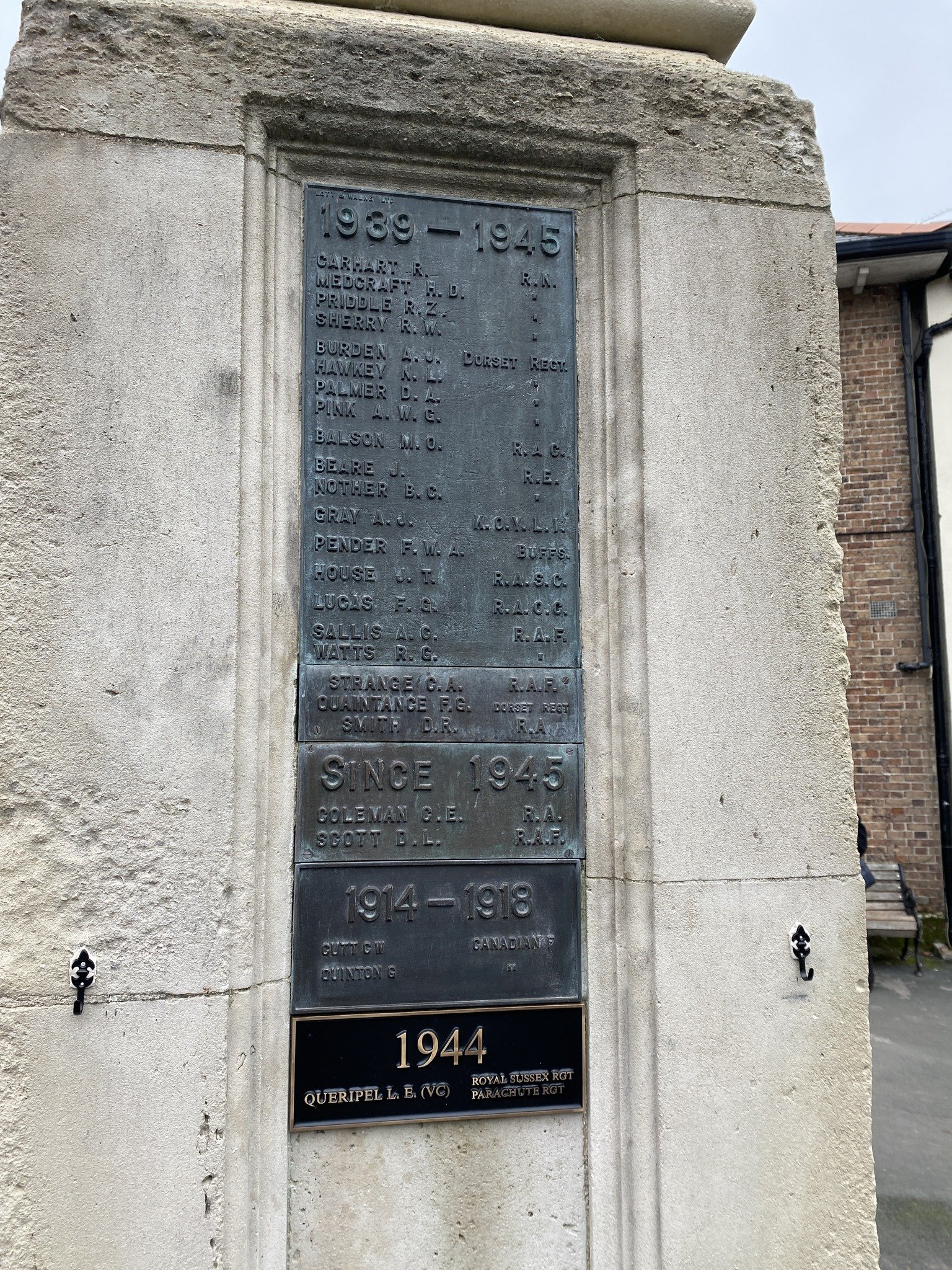 victoriacrossonline.co.uk